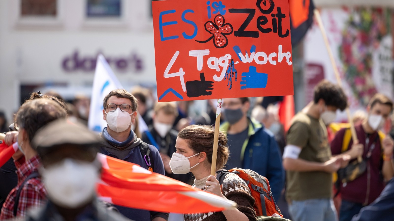 „Tag der Arbeit“ am 1. Mai: Warum gibt es Demos? Wichtige Hintergründe