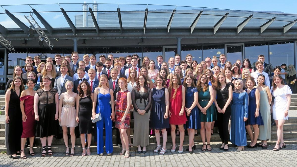 Die Abiturienten des Wolfenbütteler Gymnasiums Große Schule