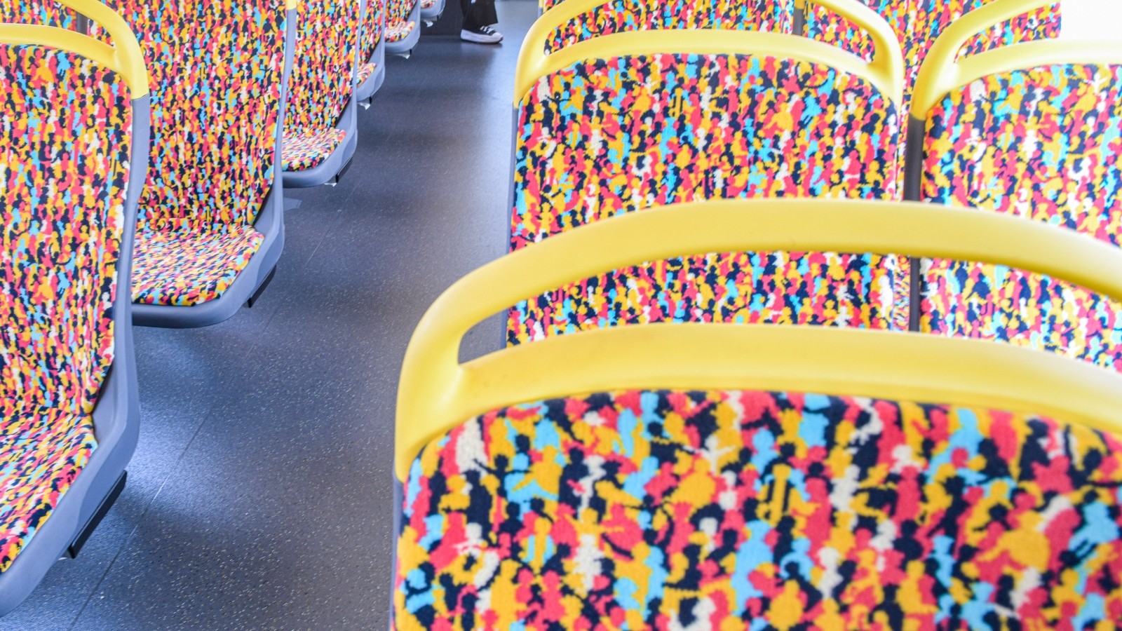 BVG: Sitze werden wieder bunter - Was das neue Muster zeigt