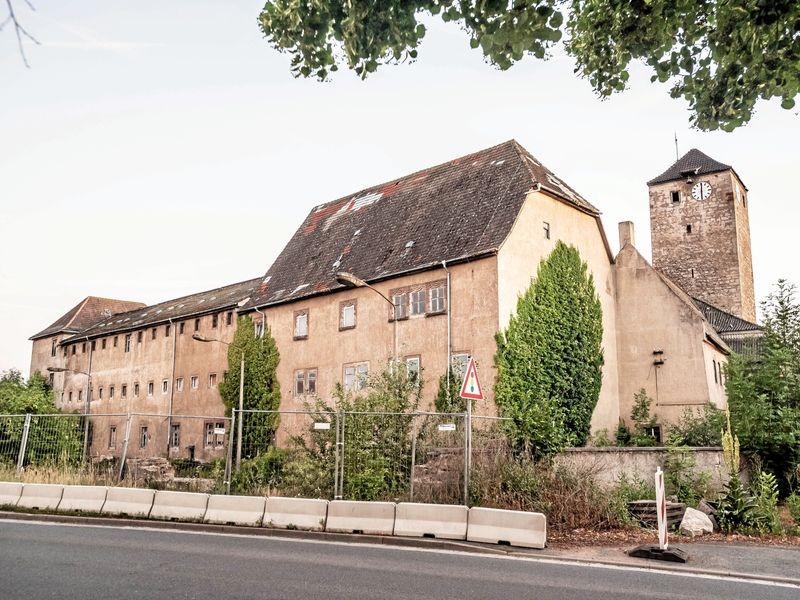 Schloss Tonna – Ein Lost Place, der keiner sein soll