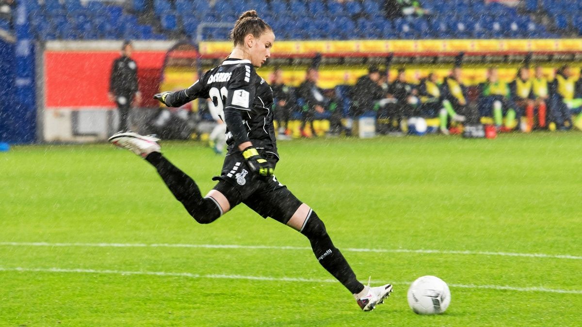 MSV-Talent Ena Mahmutovic reist zur U-20-WM