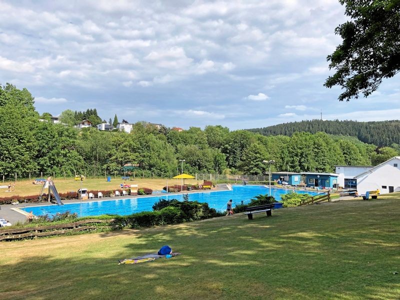 Freudenberg: Freibad geschlossen – das ist der Grund