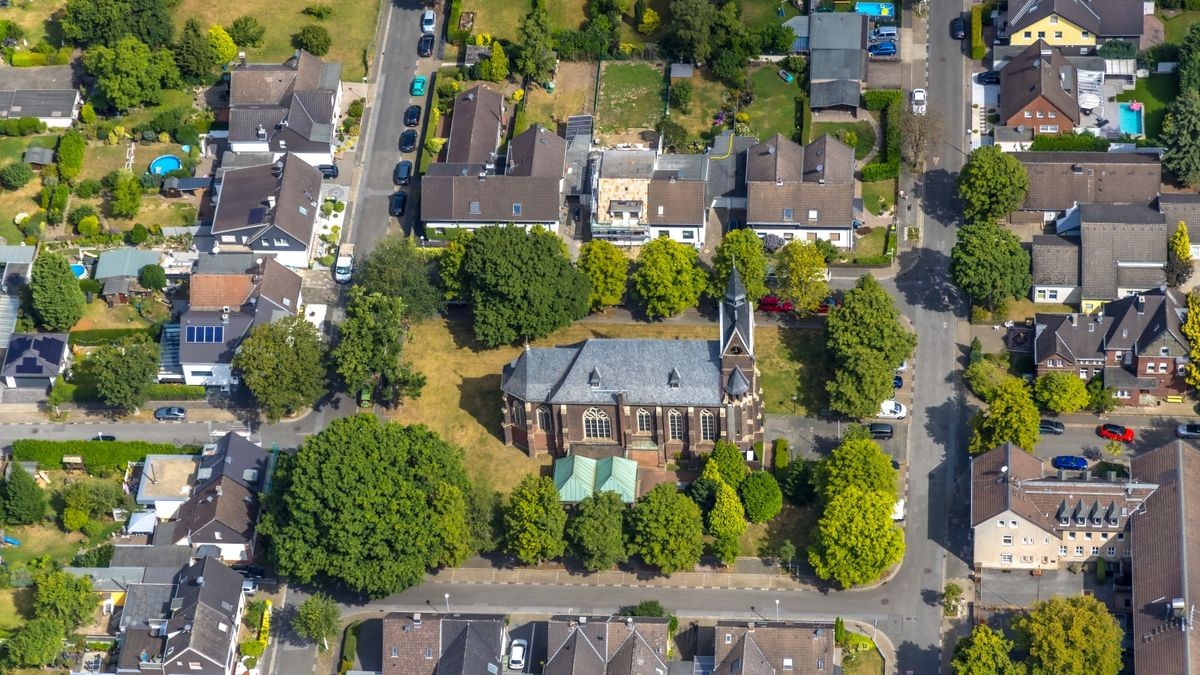 Mülheim westlich der Ruhr von oben