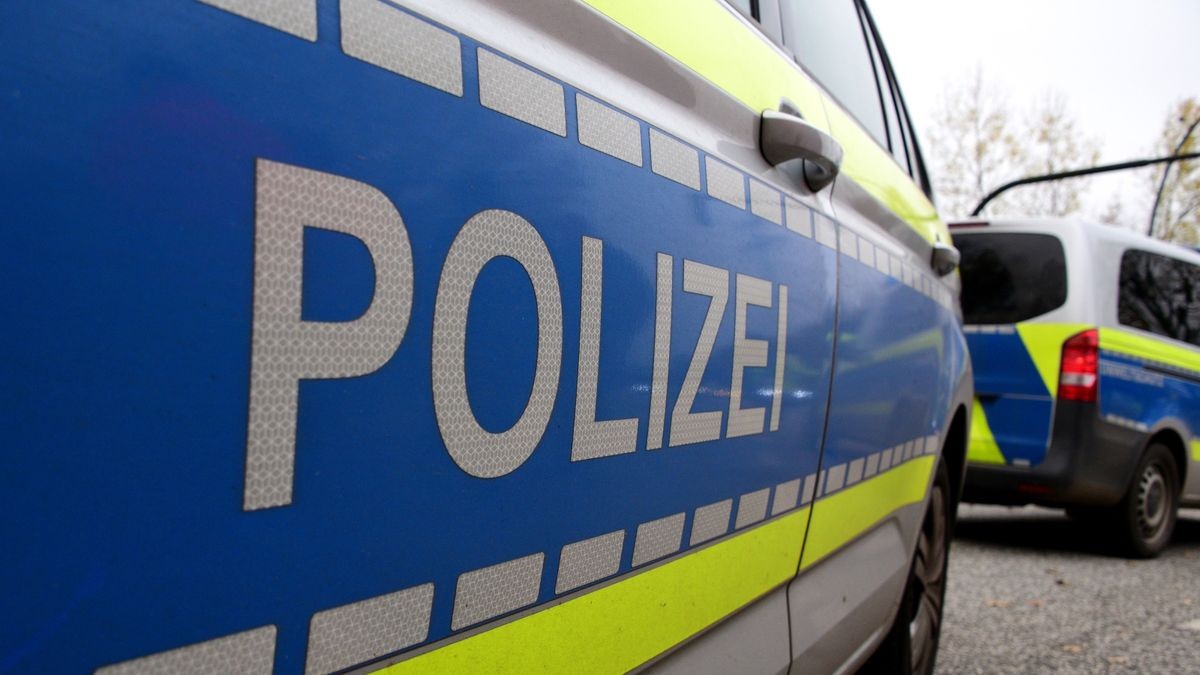 Polizei Hamburg: Grillfeier in Billstedt eskaliert - Massenschlägerei