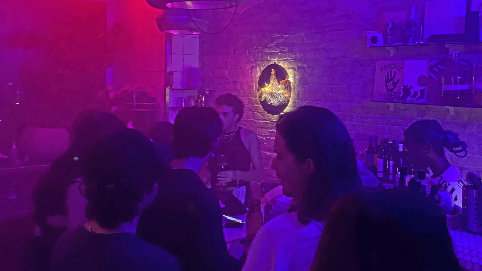 Listening Bar in Neukölln: Guter Ton im Berliner Nachtleben