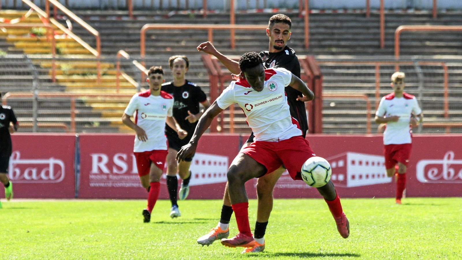 Jonathan Mulamba erlöst die U19 von RWO bei Preußen Münster