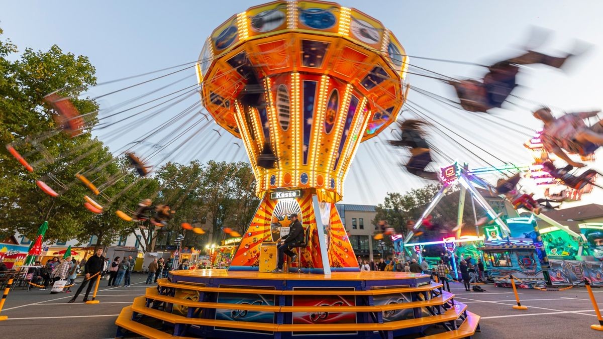 Altstadtfest Jena: Nach dem Bieranstich ist die Partymeile eröffnet