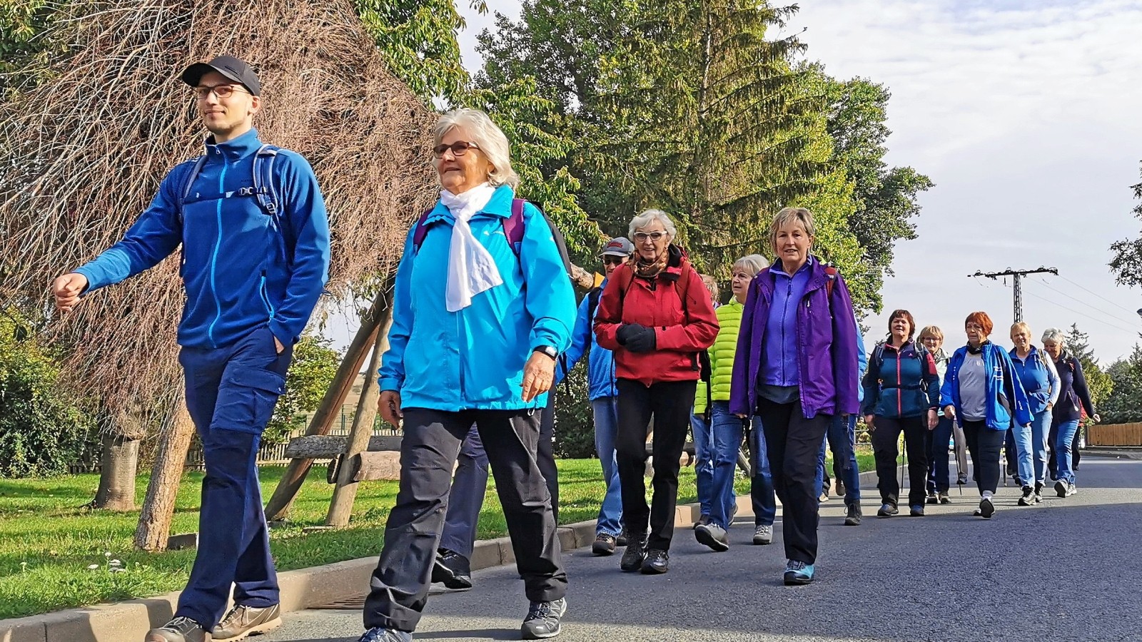 Auf Schusters Rappen in den herbstlichen Kyffhäuserwald