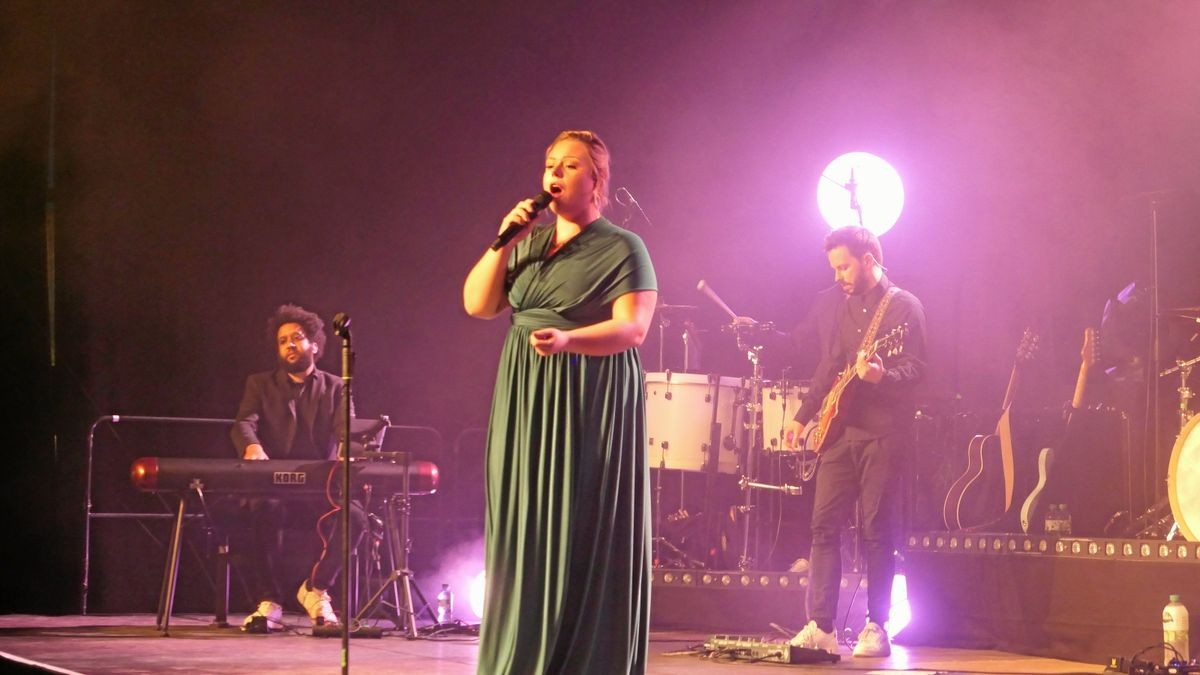 Siegenerin singt Songs von Weltstar Adele und begeistert