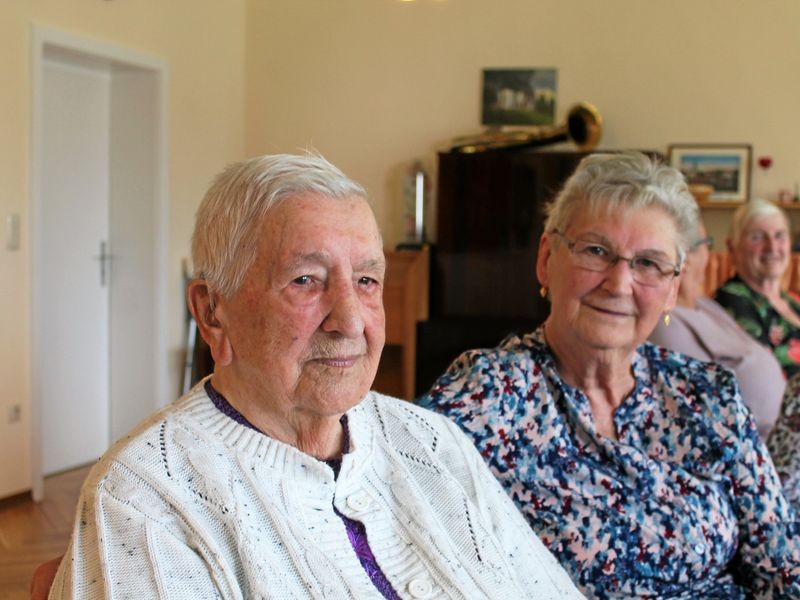 Dreimal feiern zum 105. Geburtstag in St. Gangloff
