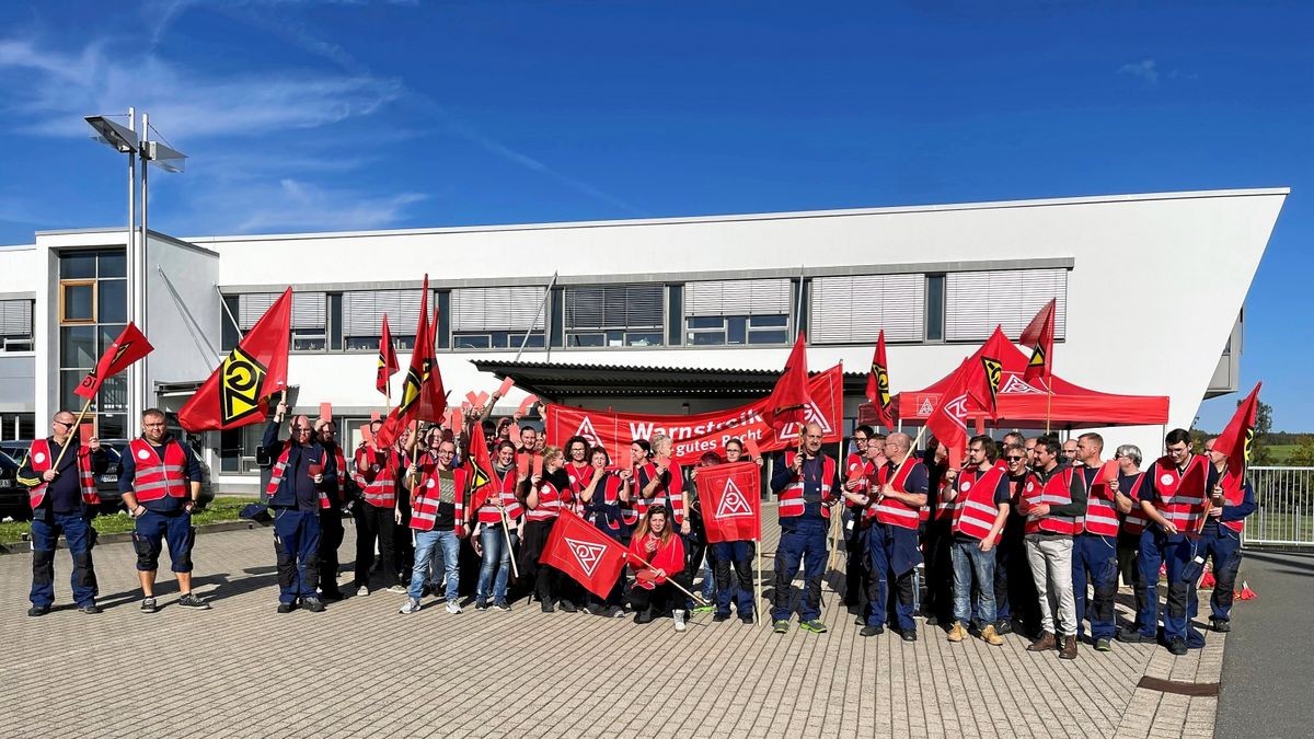 Warnstreik bei Docter Optics in Neustadt