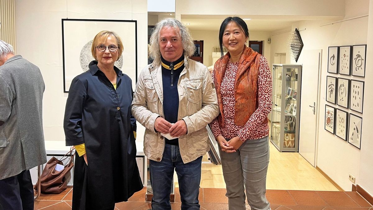 Eine Bildsprache der Schönheit und Fragilität in Weimar