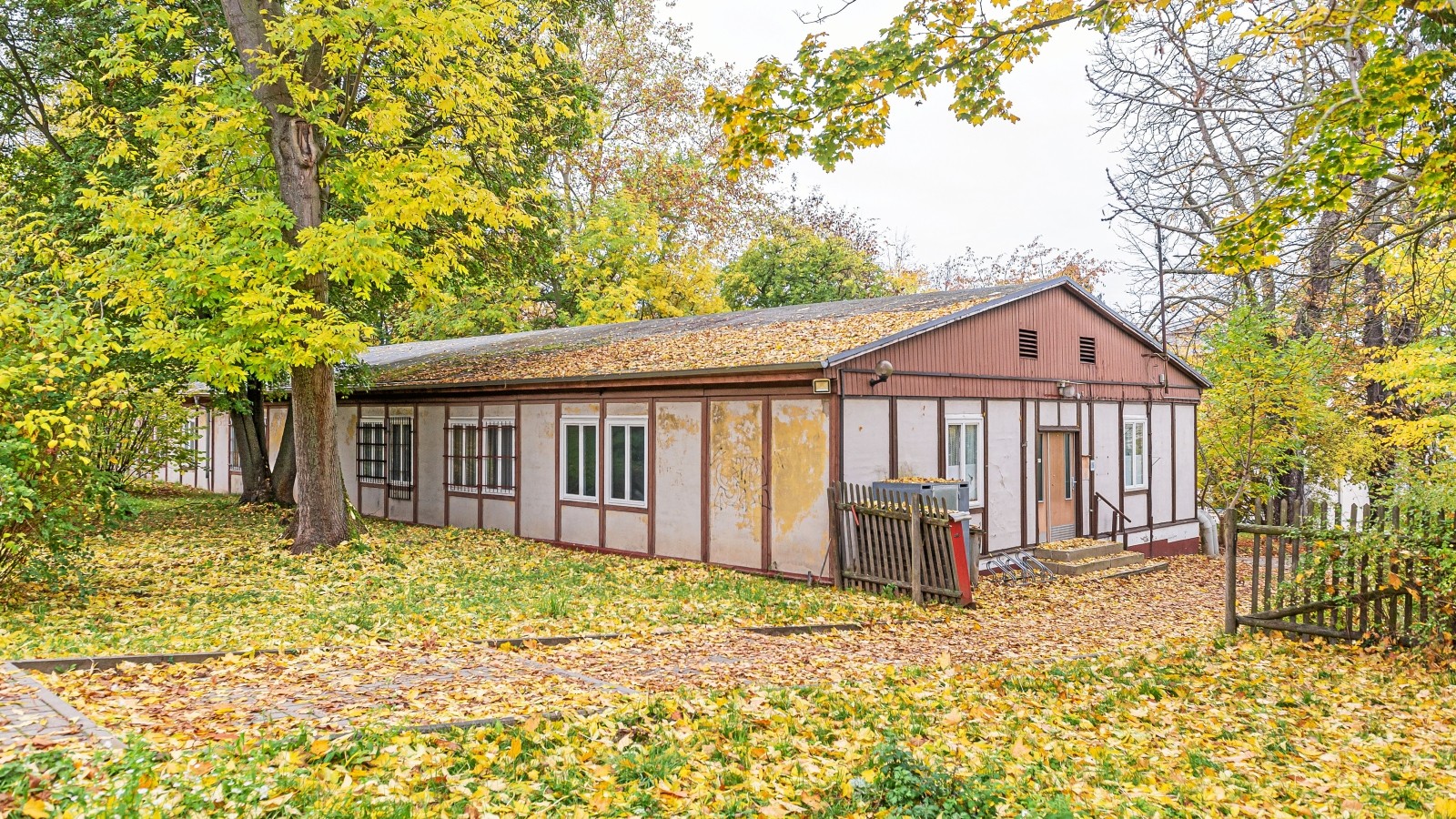 Museumsbaracke „Olle DDR“ in Apolda: Ultimatum und Fristen drohen ...