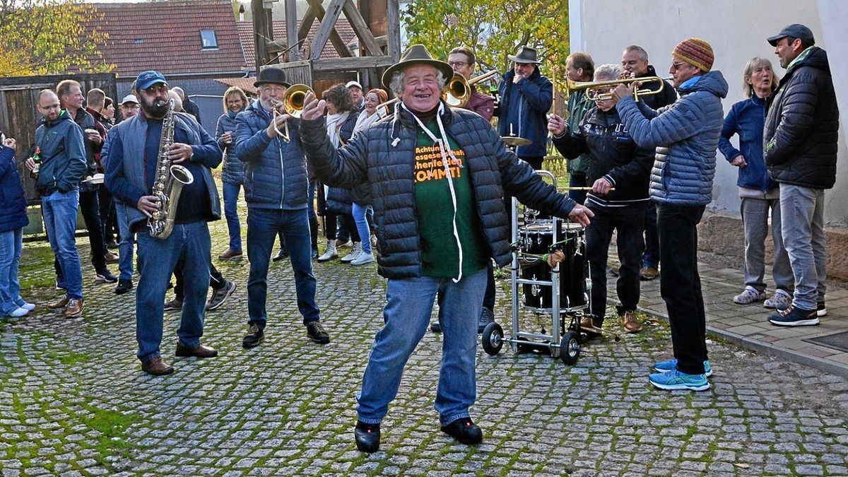 Hohenfeldener mit 71 Jahren noch an der Spitze