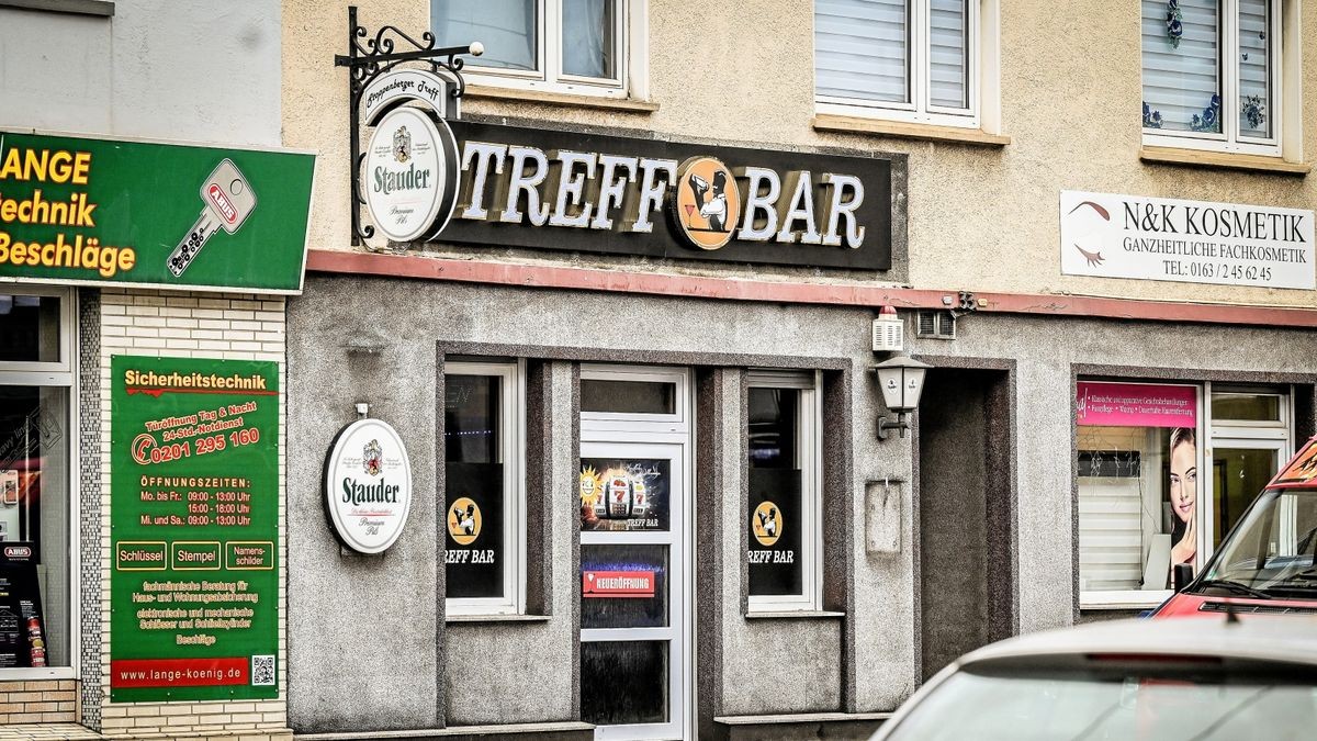 Geflüchteter eröffnet Kneipe in Essen-Stoppenberg