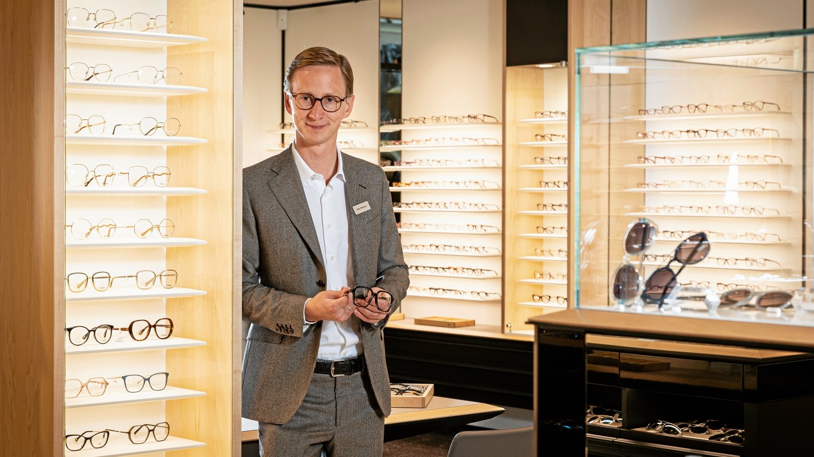 Optiker Hamburg: Fielmann setzt auf Revolution für Brillenträger