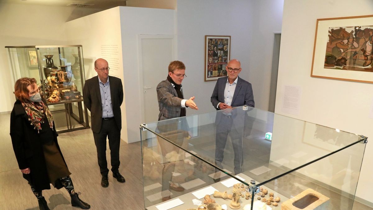 Etrusker bleiben im Lindenau-Museum Altenburg