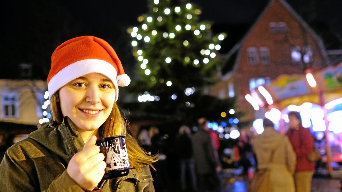 Ahrensburger Weihnachtsmarkt öffnet auf dem Rondeel