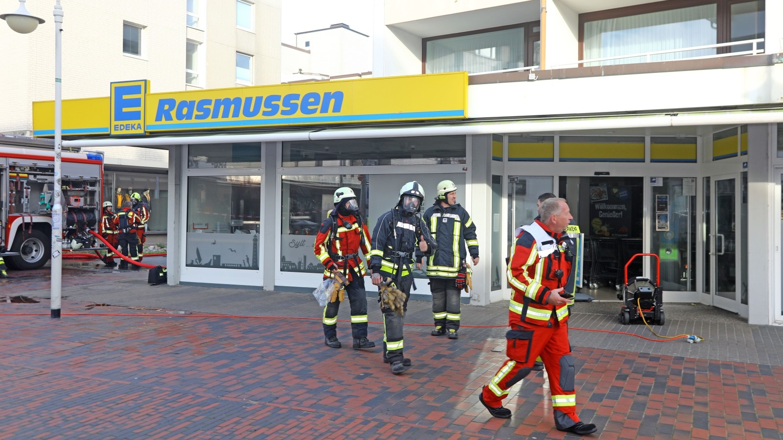 Sylt: Feuer in Westerland – Edeka erstmal geschlossen