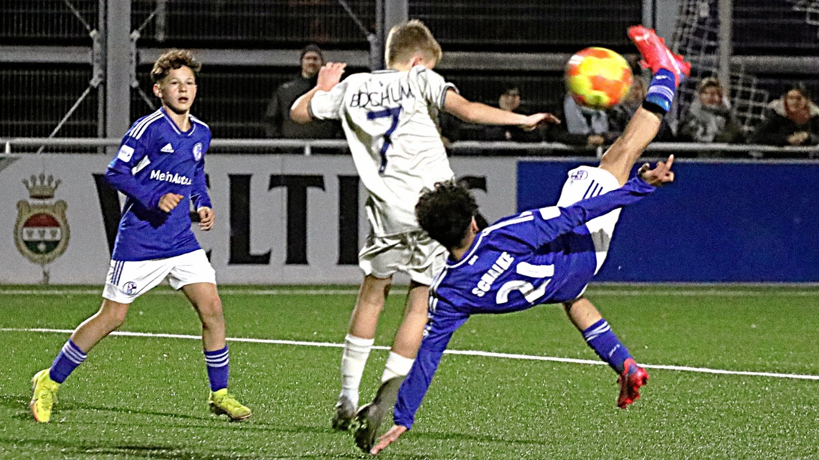 Schalke: Ehsan Rezai glänzt gegen VfL mit Fallrückzieher-Tor