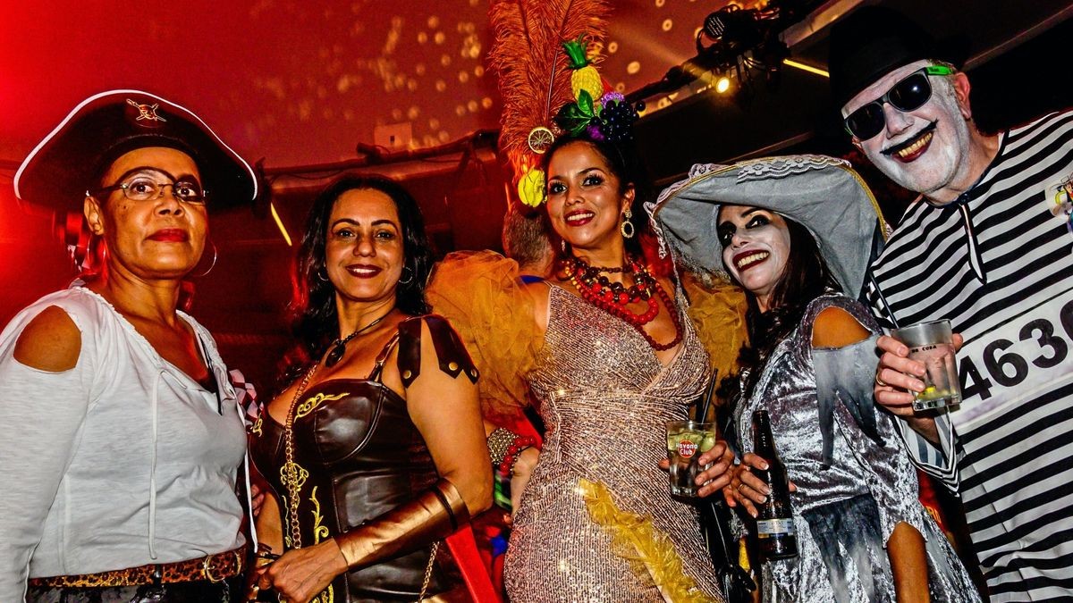 Bochum: Mummenschanz kehrt 2023 in die Rotunde zurück