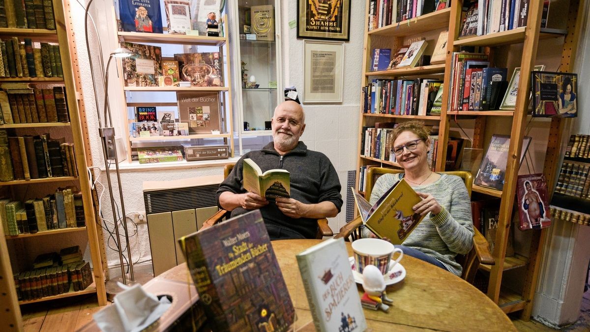 Steeler Online-Handel bietet nur Bücher über Bücher