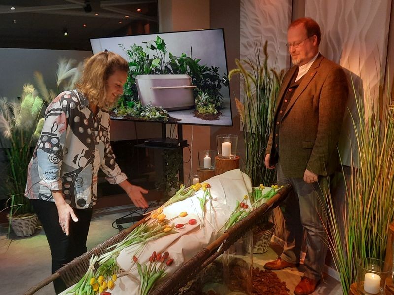 Beerdigung: Bei neuer Bestattungsform werden Leichen zu gutem Kompost