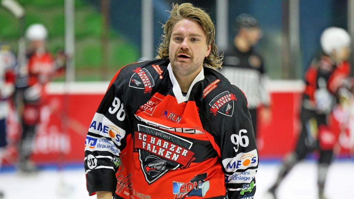 Harzer Falken düpieren Weserstars