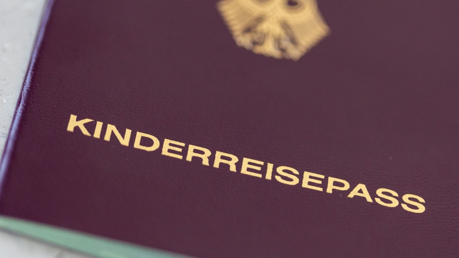 Kinderausweis oder Kinderreisepass: Das ist der große Unterschied