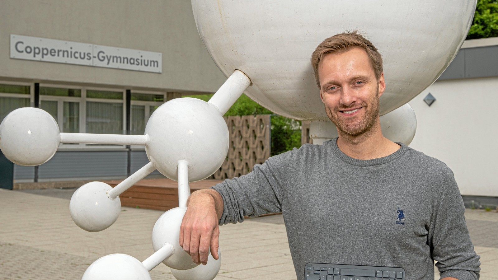 Benjamin Wöhl ist neuer Leiter des Eric-Kandel-Gymnasiums