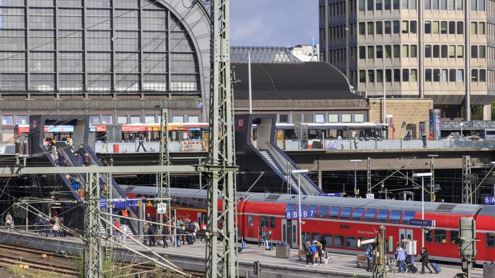 Hochbahn Hamburg: Bike+Ride Ausbau – 200 Fahrradstellplätze am Hauptbahnhof