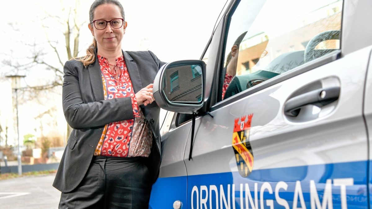 Gewalt gegen Kontrolleure: Bezirk fordert Schlagstöcke