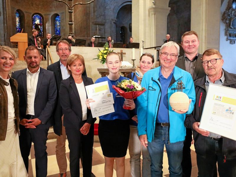 Sie sind jetzt gefragt: Wer sind Ihre Helden des Ehrenamts?