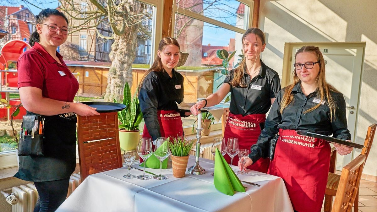 Mühlhäuser Azubis bitten am Valentinstag zu Tisch