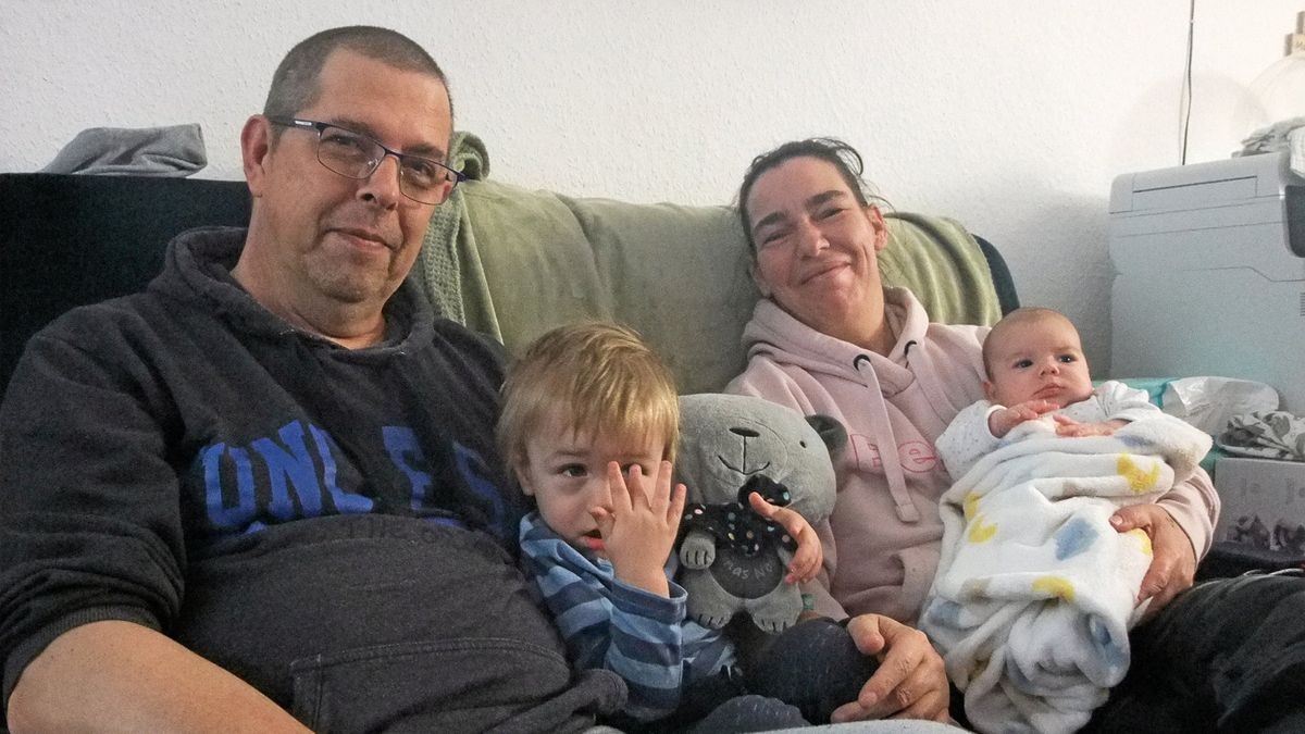 Warum eine Eisenberger Familie trotz aller Bemühungen auf der Strecke ...