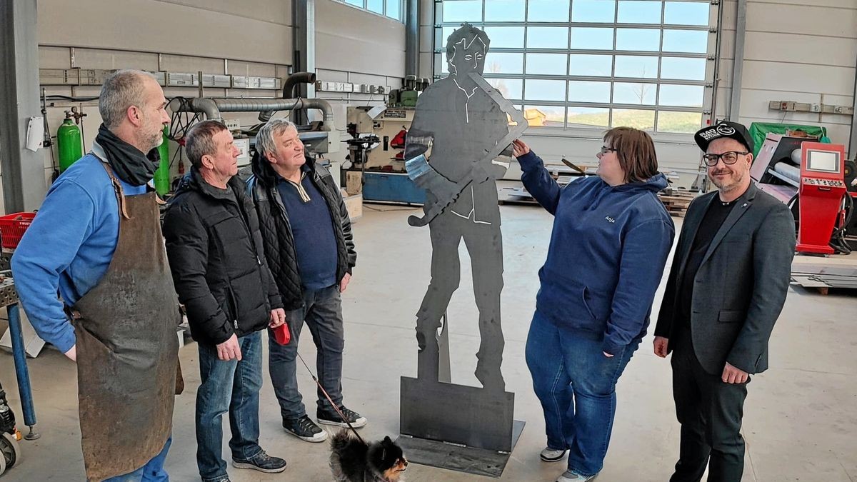 Kristian Körting als Figur für das Remschützer Kunstufer