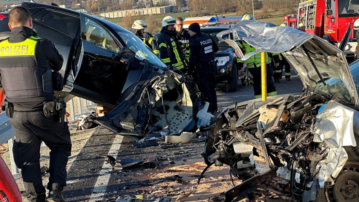 Frau stirbt bei Unfall auf der neuen Ortsumfahrung Kallmerode