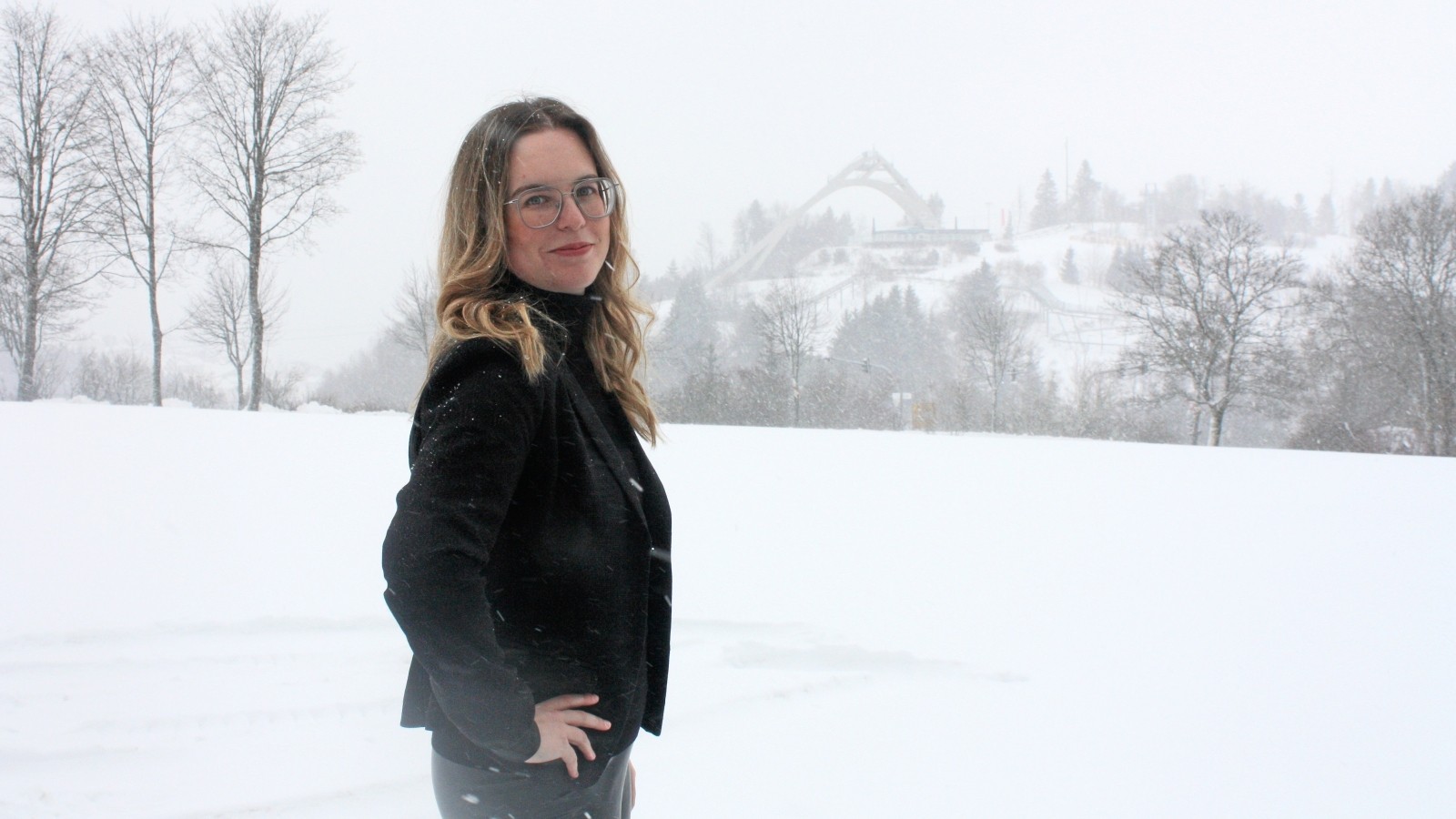 Winterberg: Rabea Kappen (31) zeigt jede Menge Frauenpower