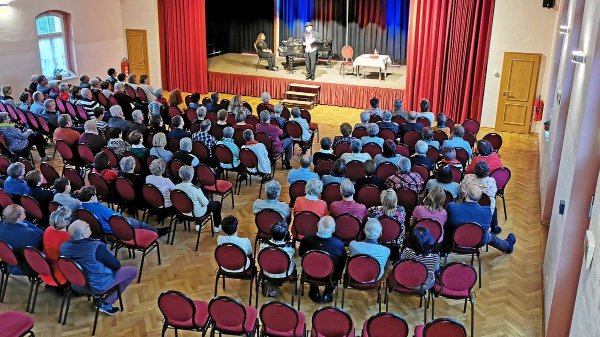 Operettenmusik im Stadtpark Wiehe