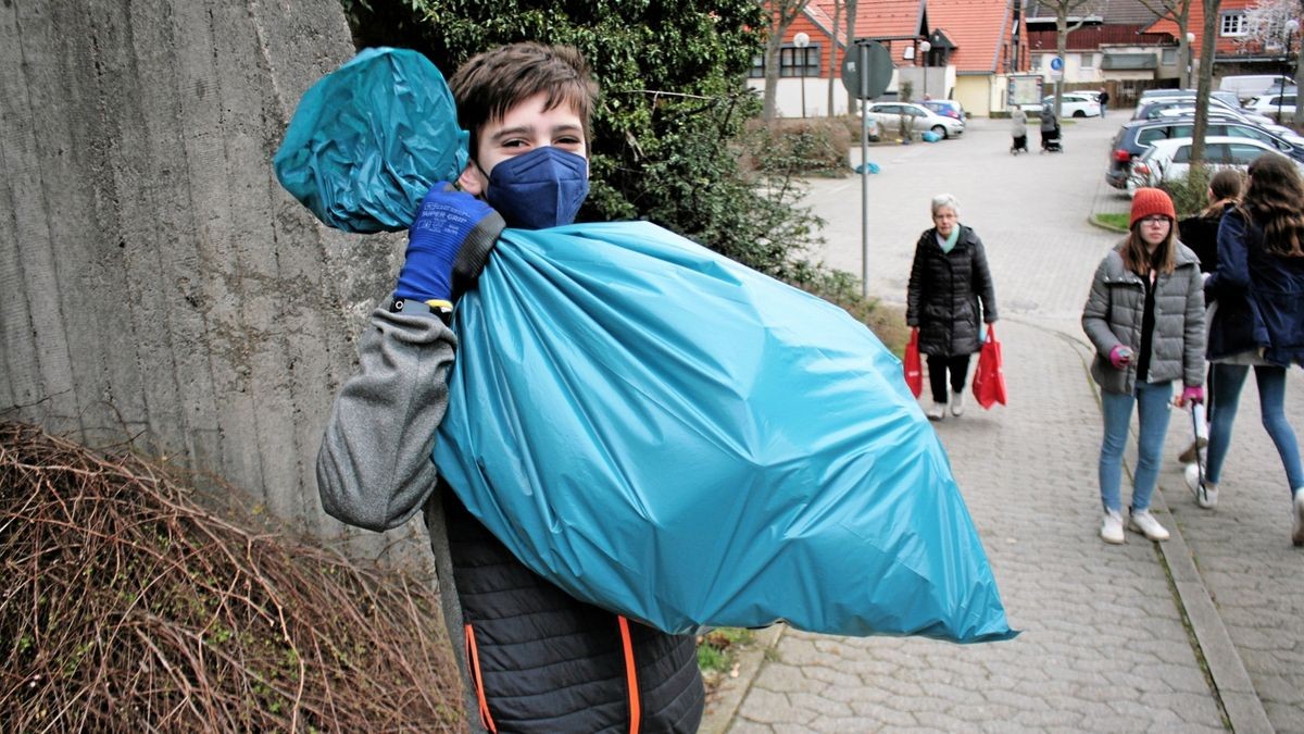 Königslutter: Schülerinnen und Schüler sammeln säckeweise Müll