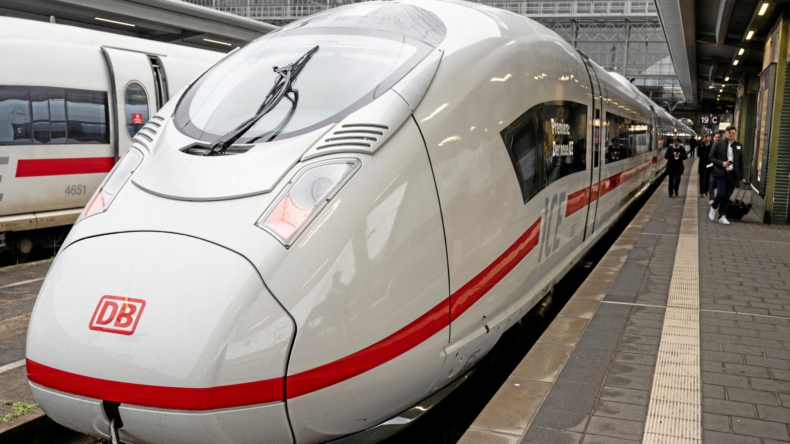 Deutsche Bahn: Mit Deutschlandticket ICE fahren? Große Änderung