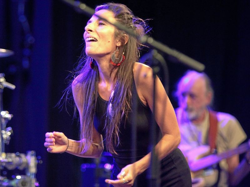 Stella Tonon bringt flammenden Gesang in den „Go Music“-Mix