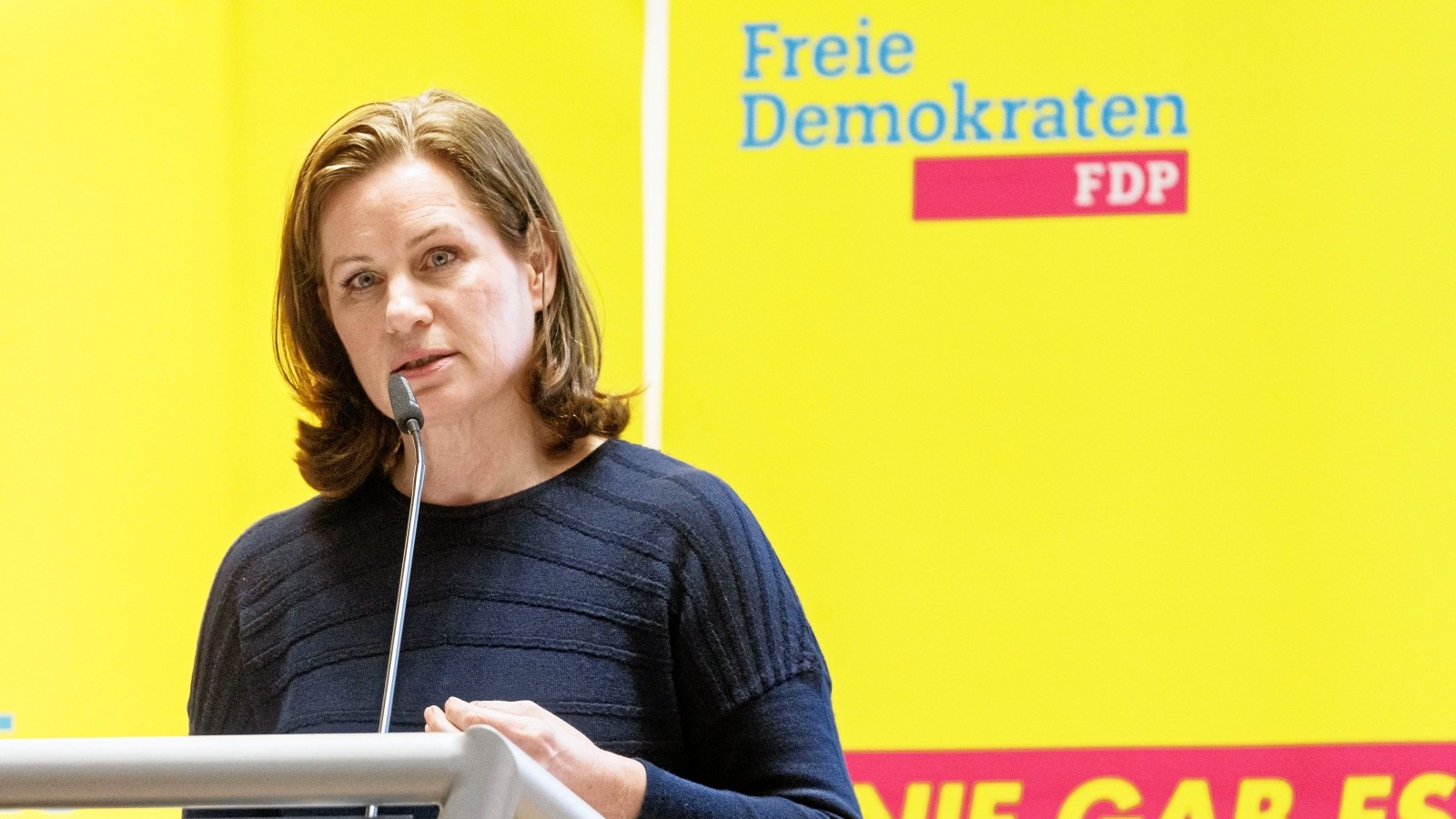 FDP in Hamburg wählt Sonja Jacobsen zur neuen Vorsitzenden