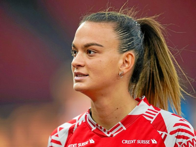 VfL-Frauen verpflichten Schweizer Toptalent Riola Xhemaili