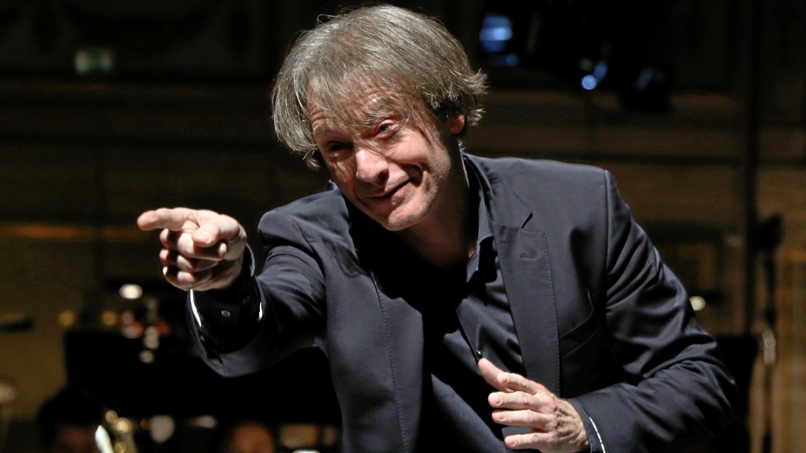 Marc Albrecht führte durch das Dickicht der Stimmen