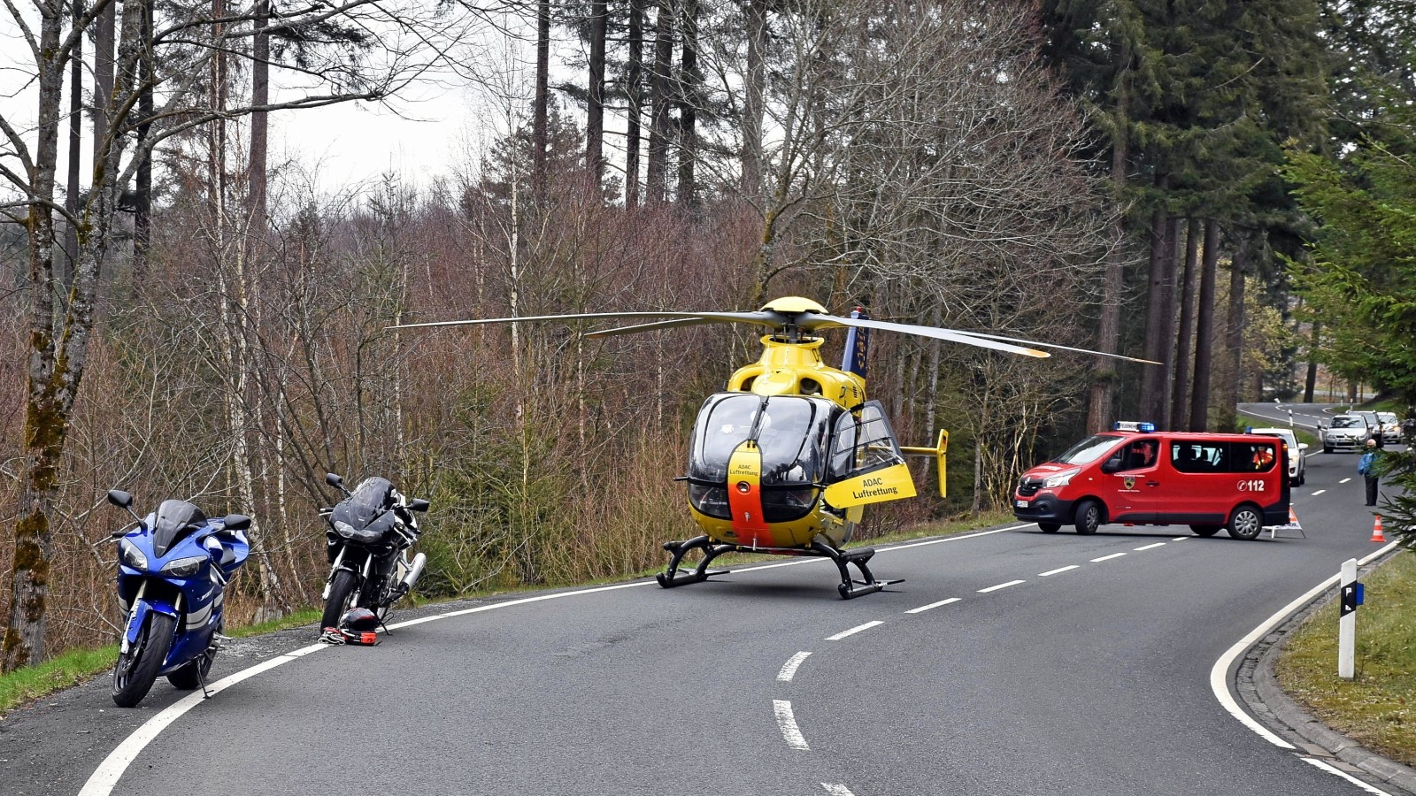 Netphen: Rettungshubschrauber nach Motorradunfall im Einsatz