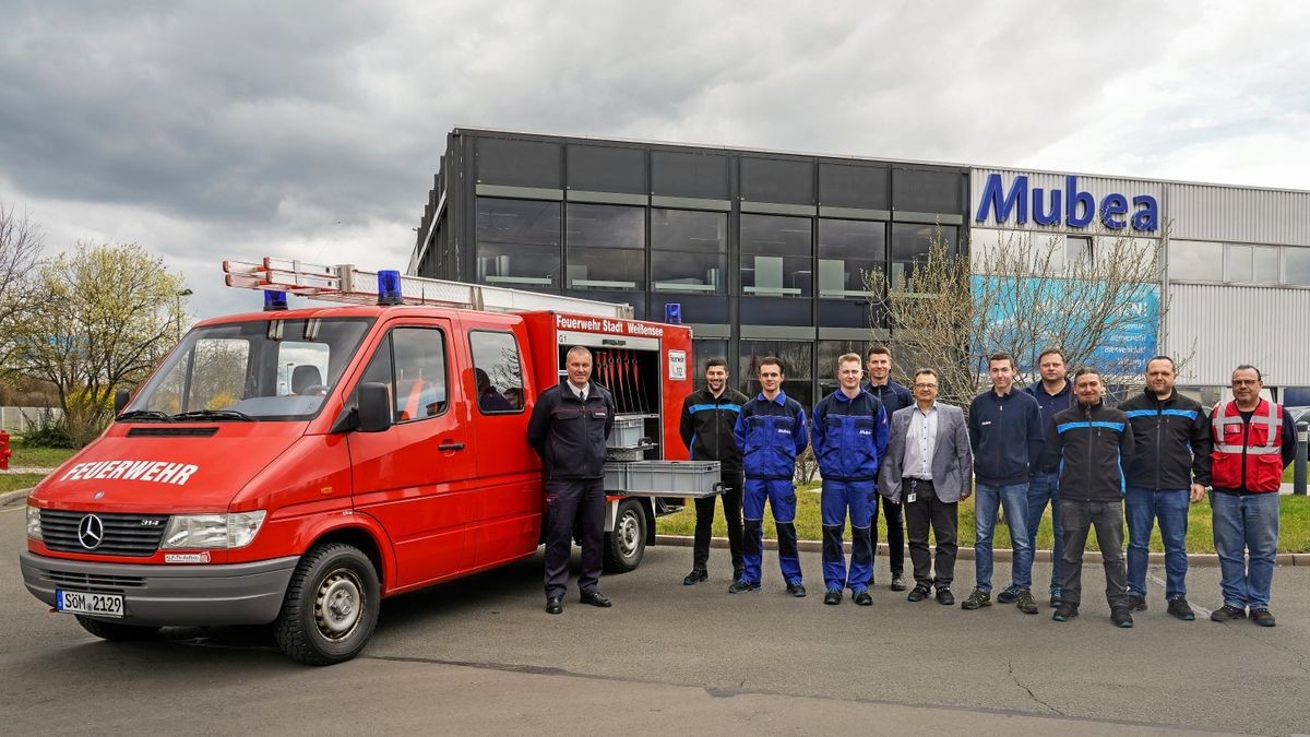 Regalsystem für Einsatzfahrzeug hilft der Feuerwehr Weißensee