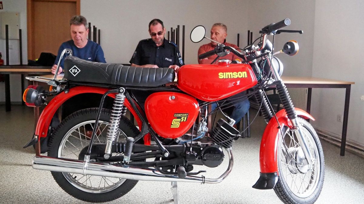 Kölleda: Junge Bastler verpassen „Simson forever“