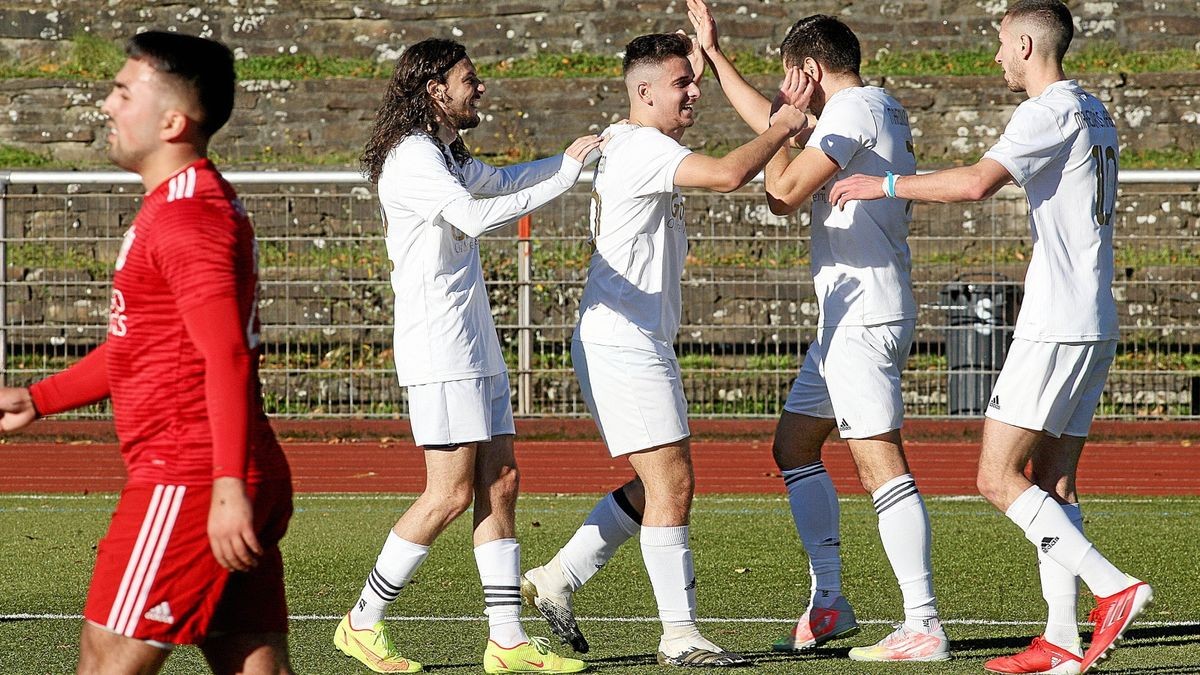 Hellas/Makedonikos feiert „Sieg mit angezogener Handbremse“