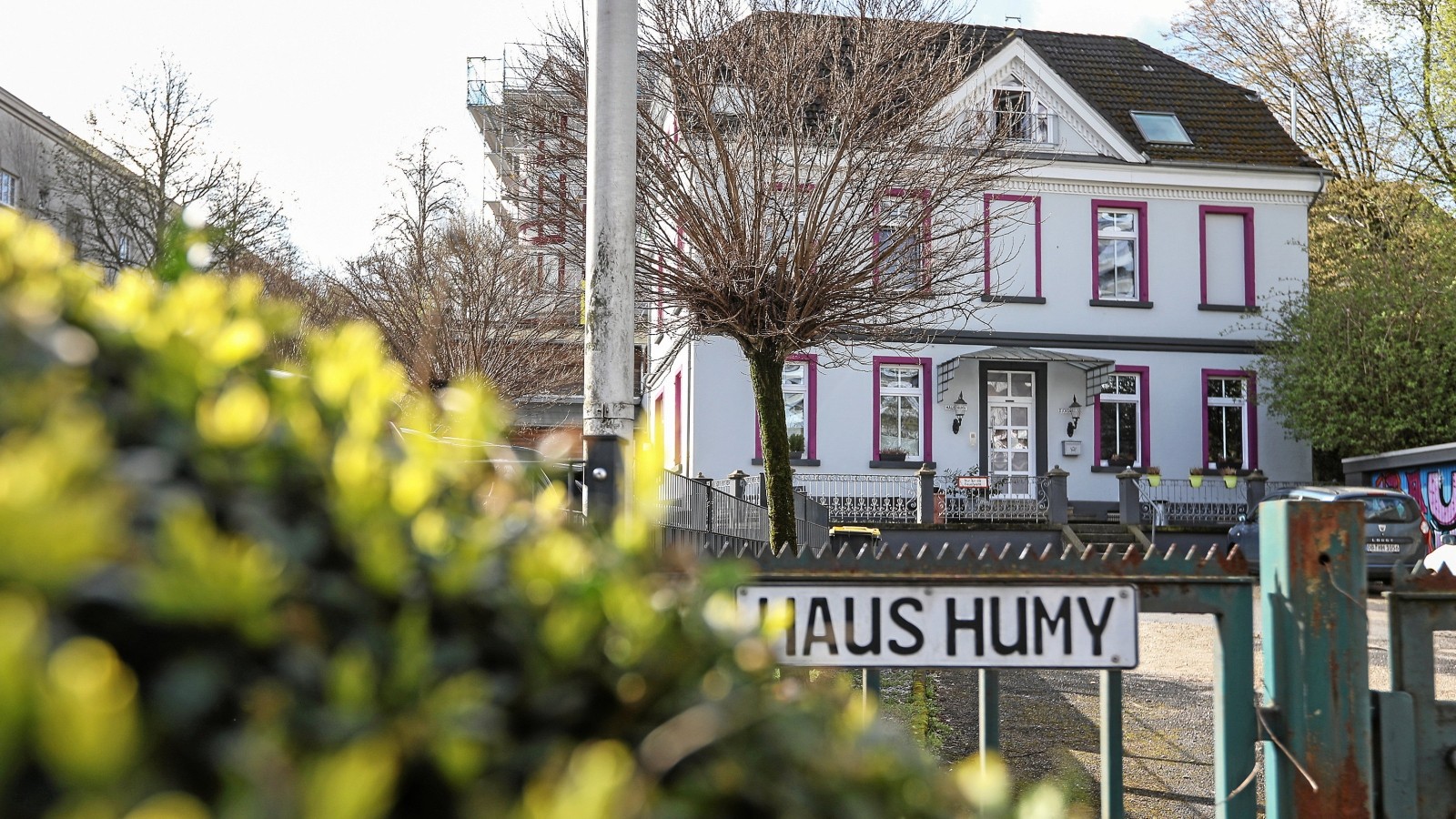 Mülheimer Mädchenwohngruppe "Haus Humy" flüchtet vor Neubauten